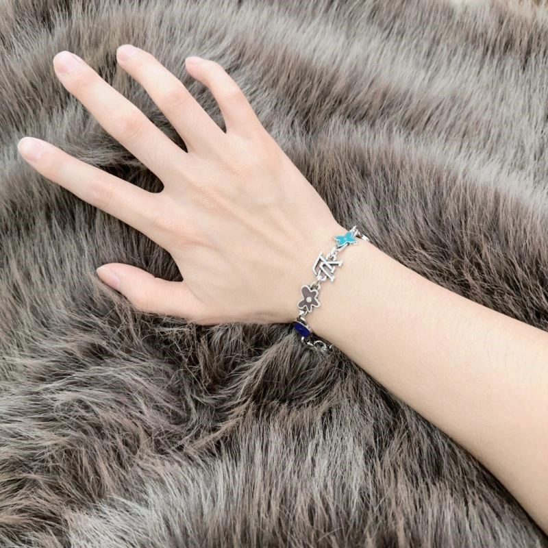 High accuracy Louis Vuitton Bracelets