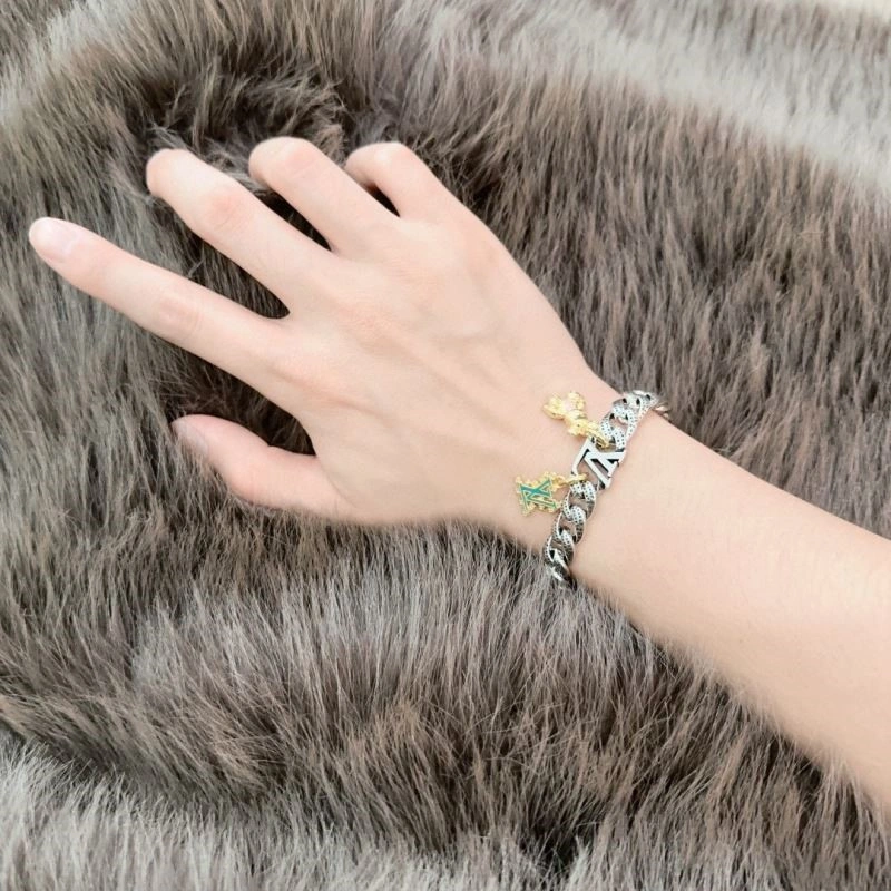 Top mirror Louis Vuitton Bracelets