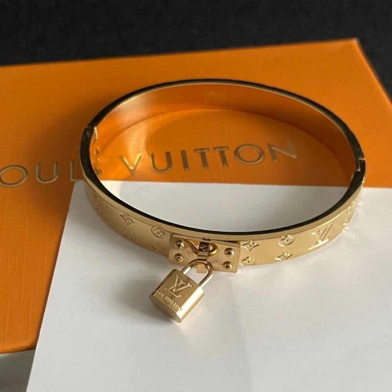 Inexpensive Louis Vuitton Bracelets