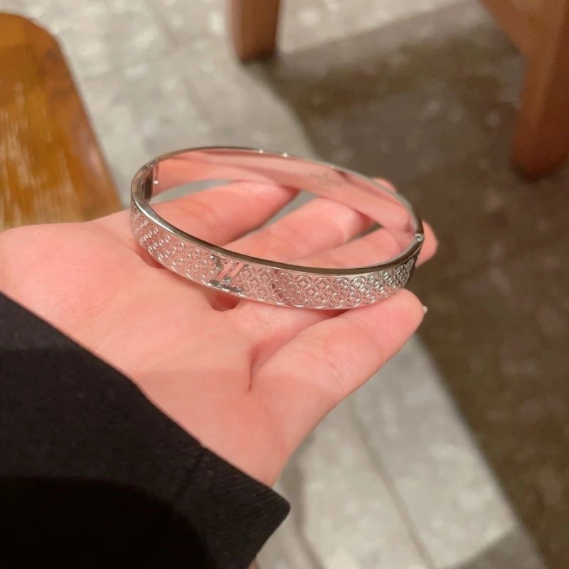 Reasonably priced Louis Vuitton Bracelets