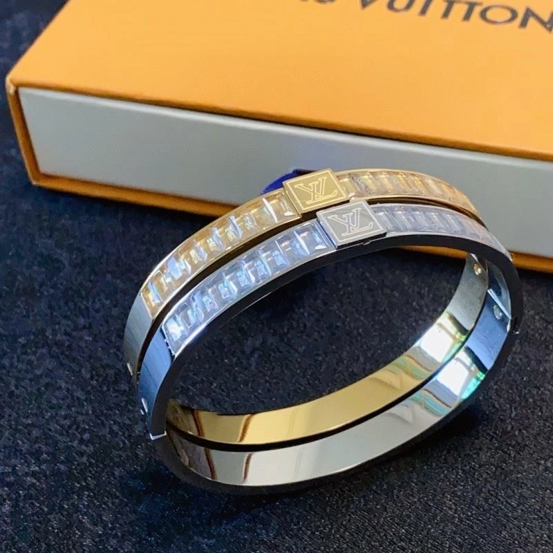 Discounted Louis Vuitton Bracelets