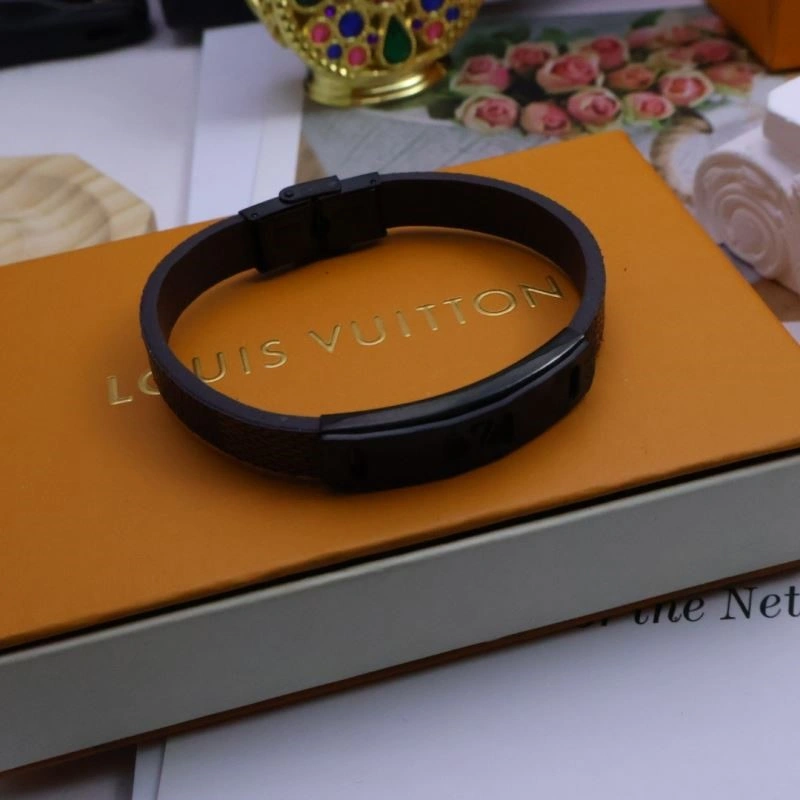 Top mirror Louis Vuitton Bracelets