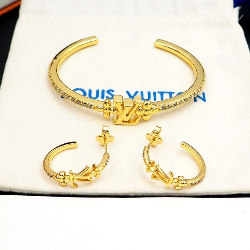Bargain Louis Vuitton Bracelets