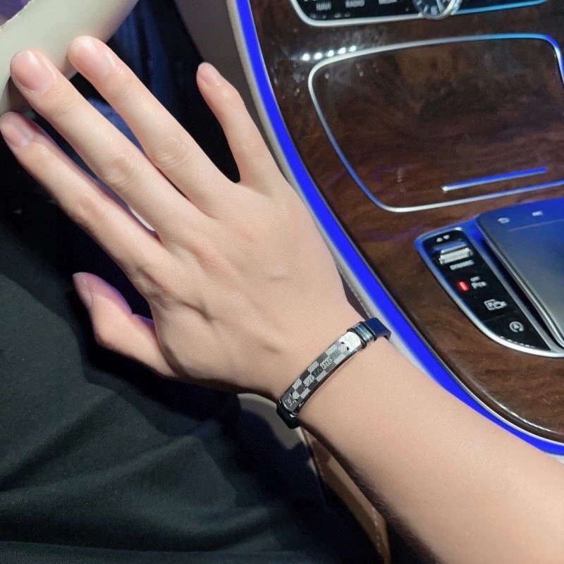 Top match Louis Vuitton Bracelets