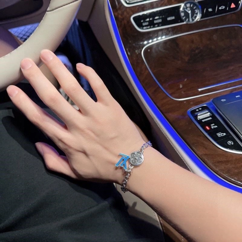 Bargain Louis Vuitton Bracelets