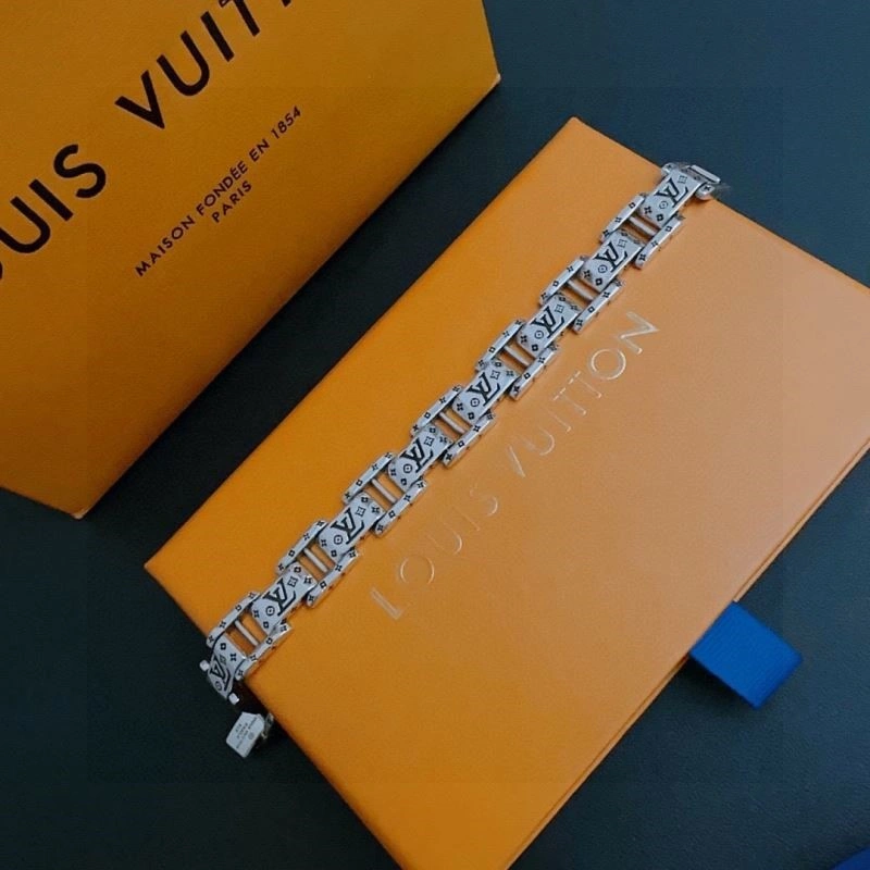Top match Louis Vuitton Bracelets