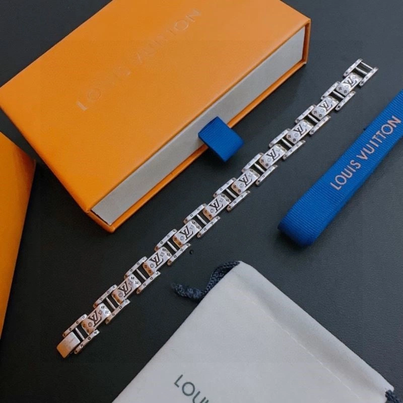 Top match Louis Vuitton Bracelets