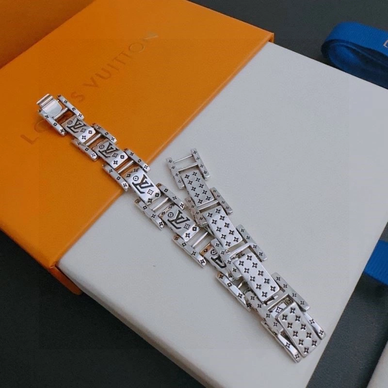 Top match Louis Vuitton Bracelets