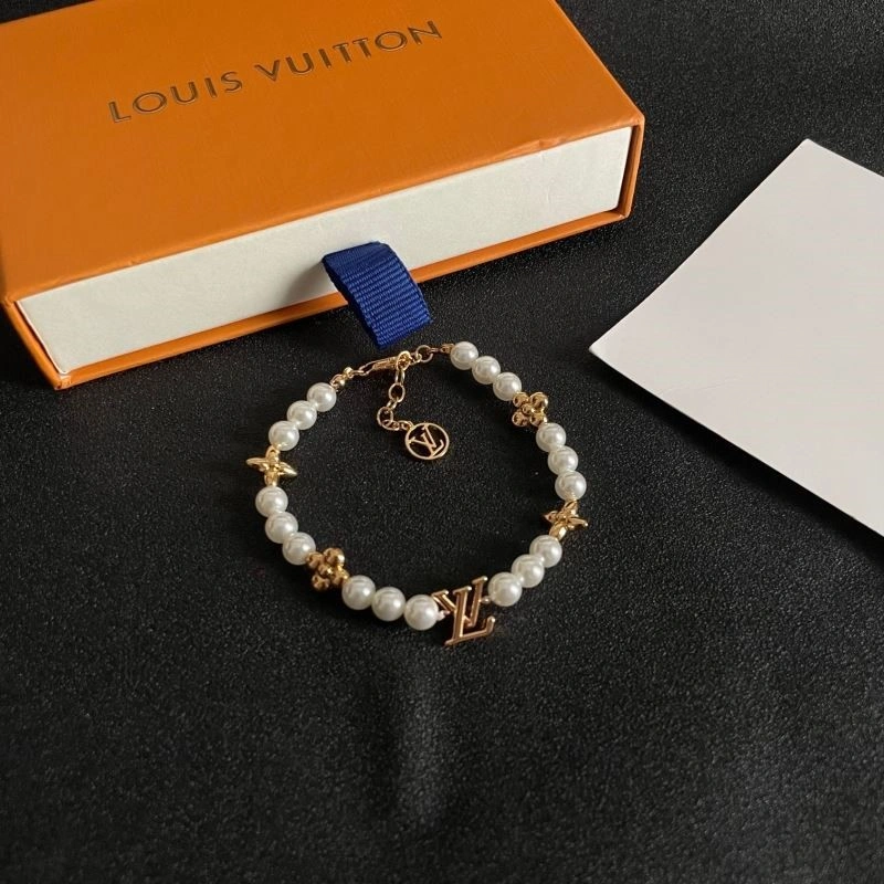 Cut-rate Louis Vuitton Bracelets