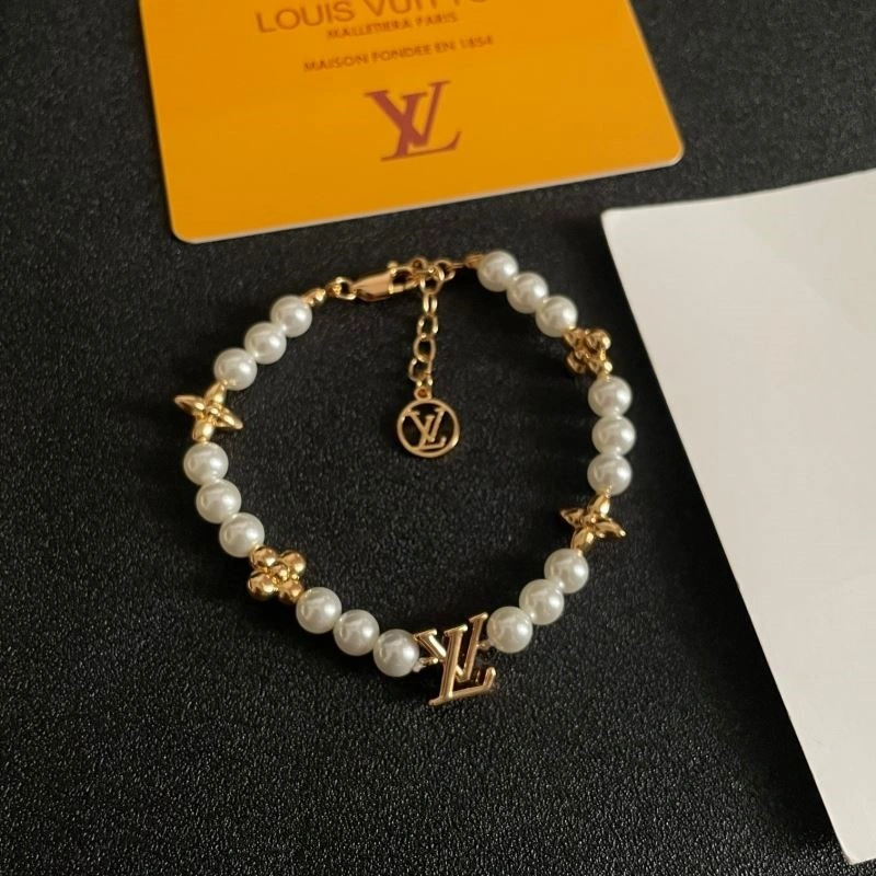Cut-rate Louis Vuitton Bracelets