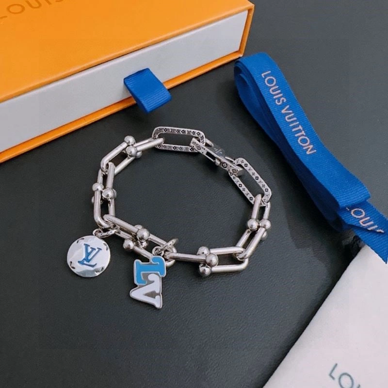 Top mirror Louis Vuitton Bracelets