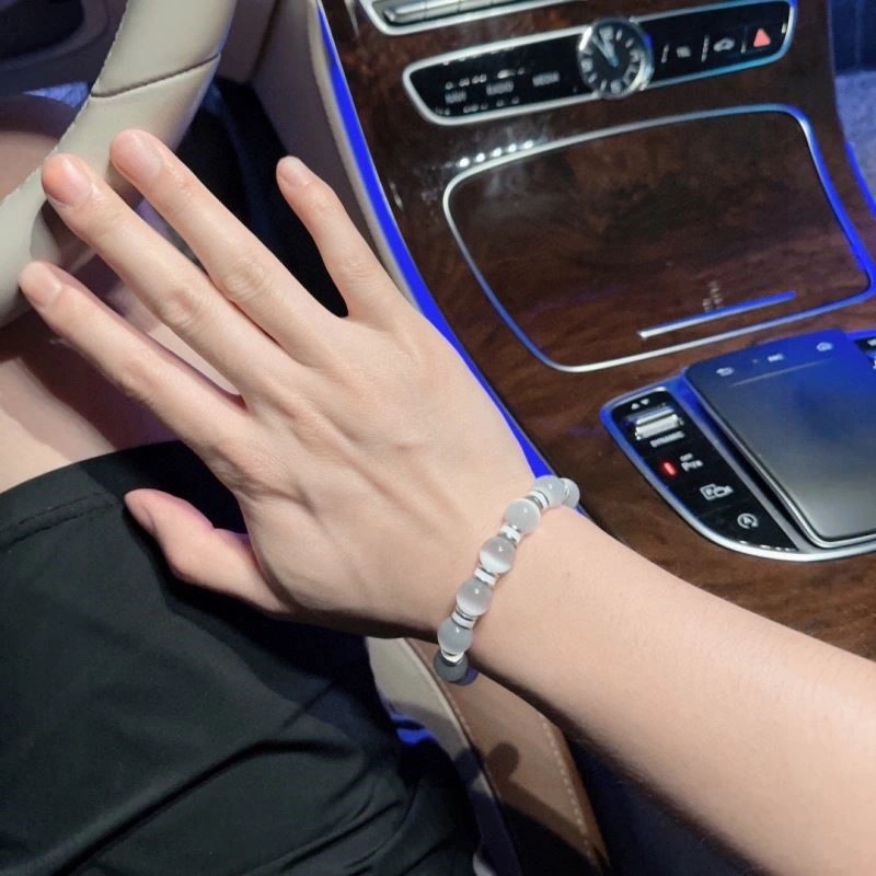Factory-made Louis Vuitton Bracelets