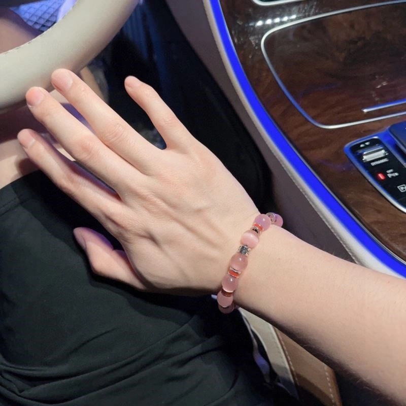 Cut-rate Louis Vuitton Bracelets