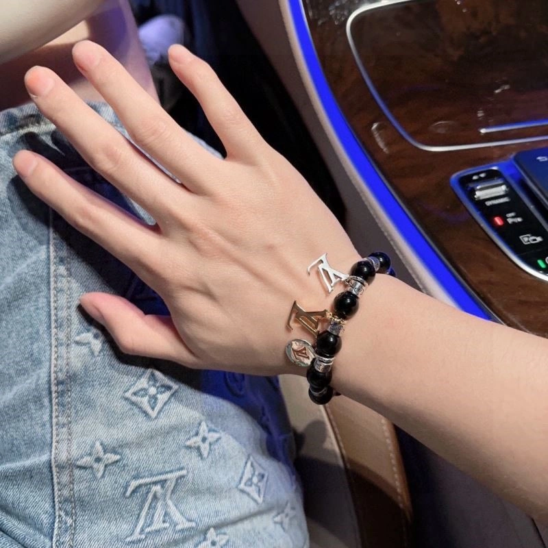 Precise copy Louis Vuitton Bracelets