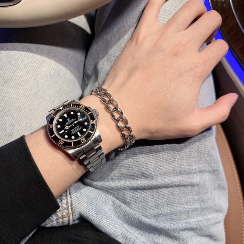 High fidelity Louis Vuitton Bracelets