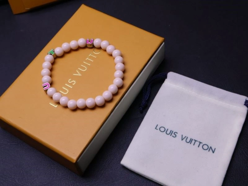 Top mirror Louis Vuitton Bracelets