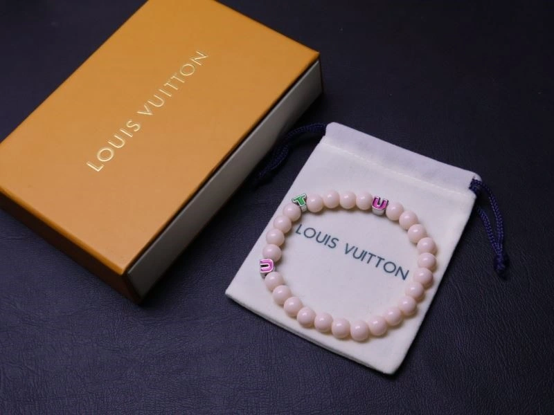 Top mirror Louis Vuitton Bracelets