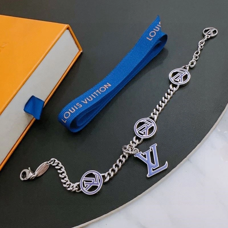 Top match Louis Vuitton Bracelets