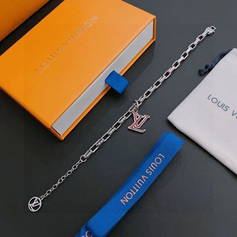 High accuracy Louis Vuitton Bracelets