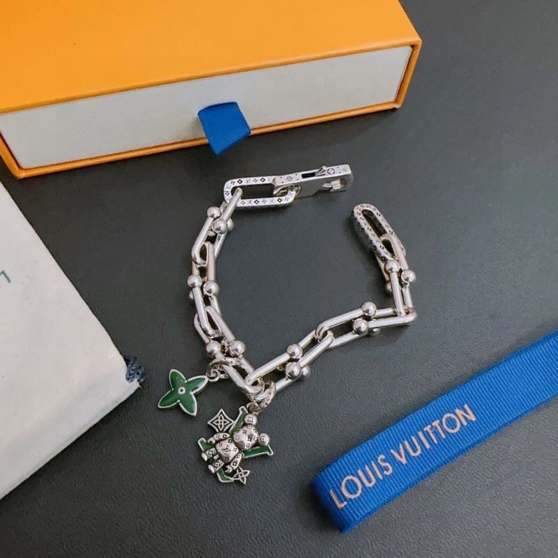 Accurate model Louis Vuitton Bracelets
