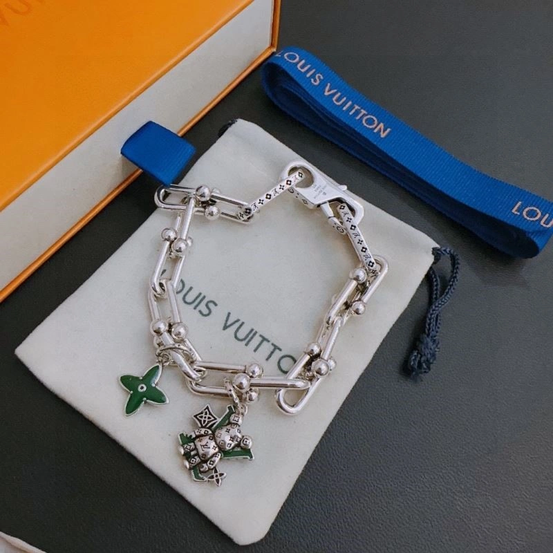 Accurate model Louis Vuitton Bracelets