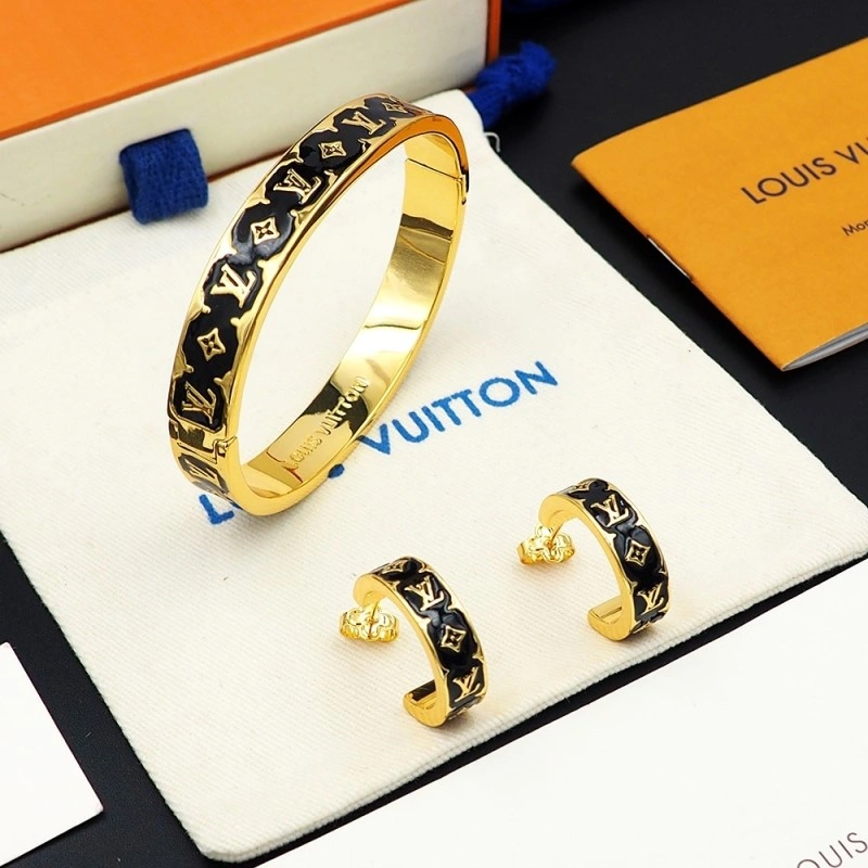 Mirror quality Louis Vuitton Bracelets