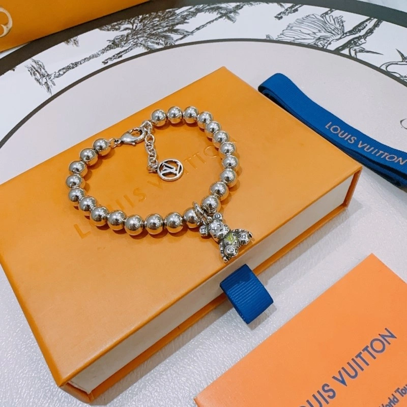 Low-cost Louis Vuitton Bracelets