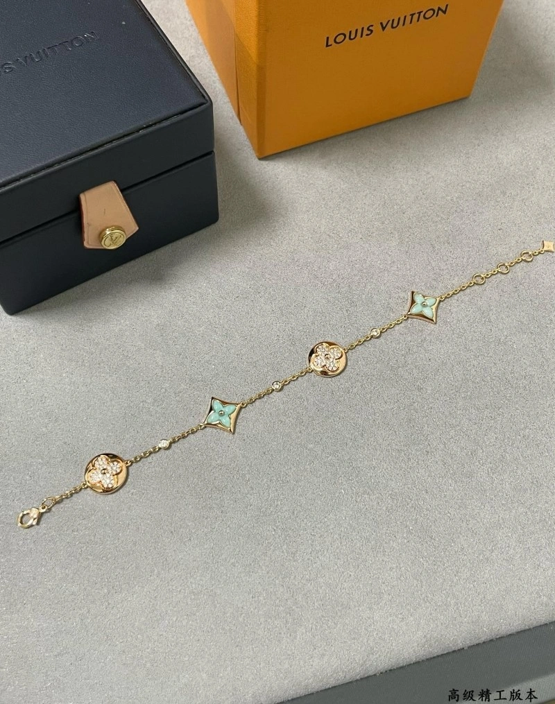 Top mirror Louis Vuitton Bracelets