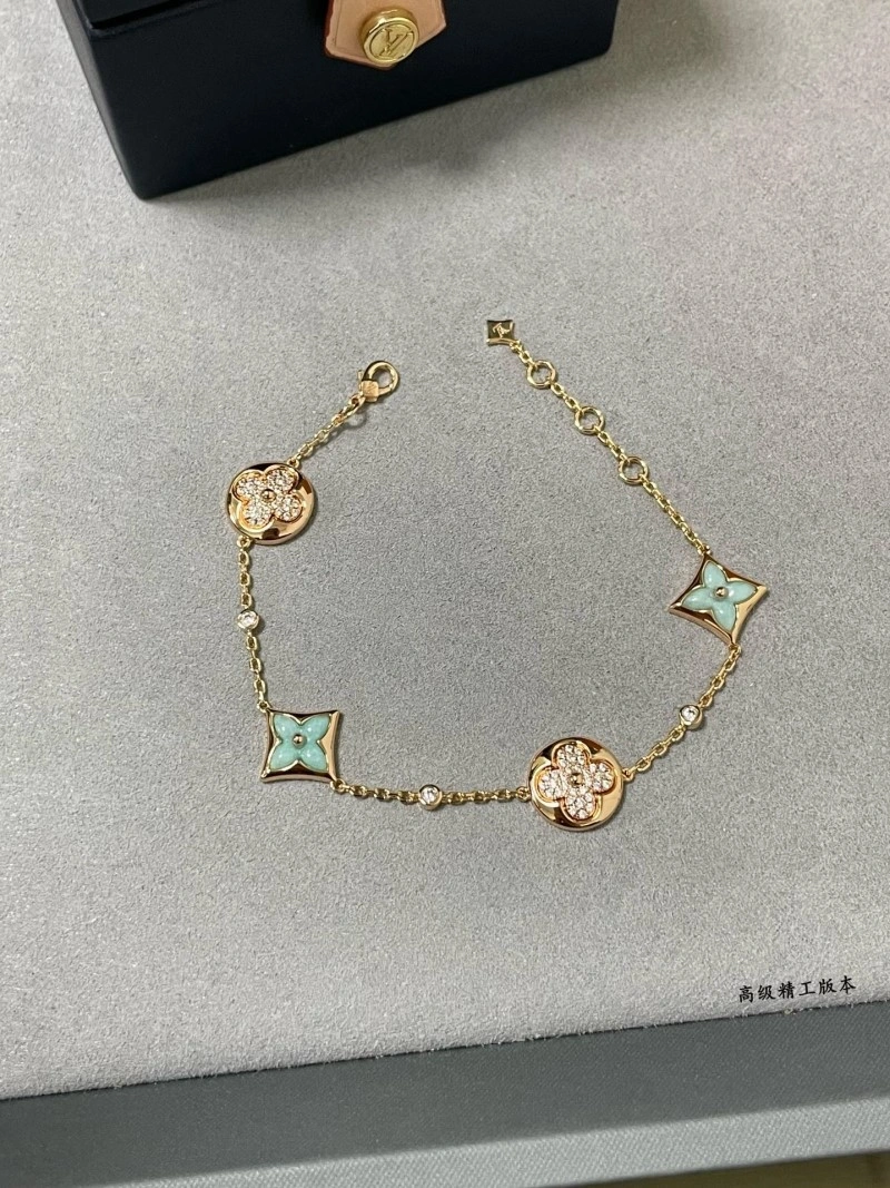 Top mirror Louis Vuitton Bracelets