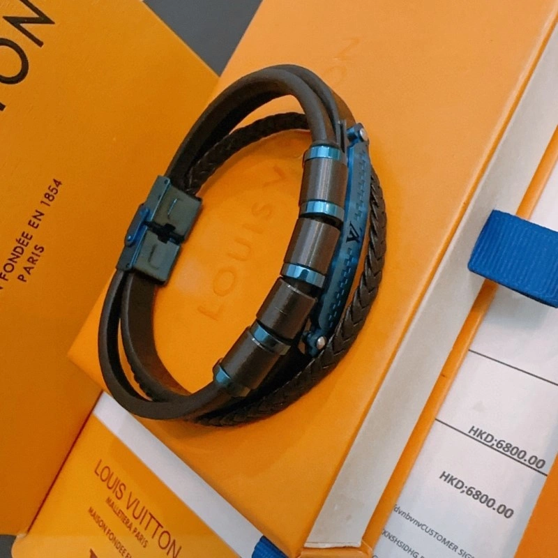 Top mirror Louis Vuitton Bracelets