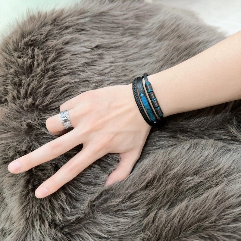 Top mirror Louis Vuitton Bracelets