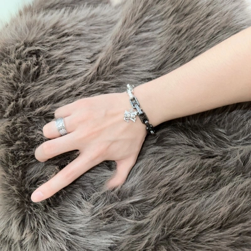 Real Louis Vuitton Bracelets