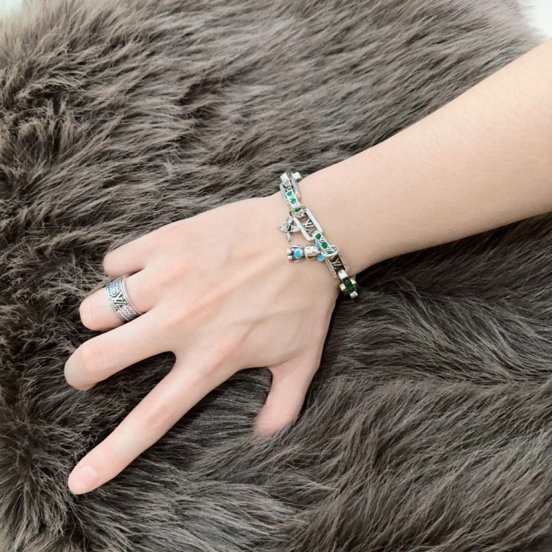 Top mirror Louis Vuitton Bracelets