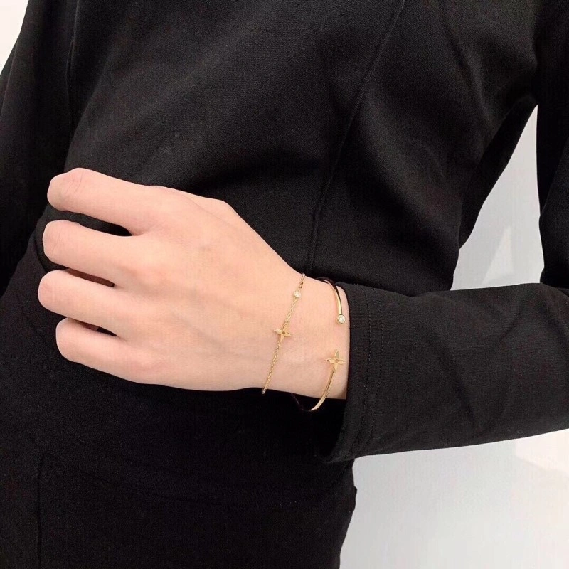 Inexpensive Louis Vuitton Bracelets