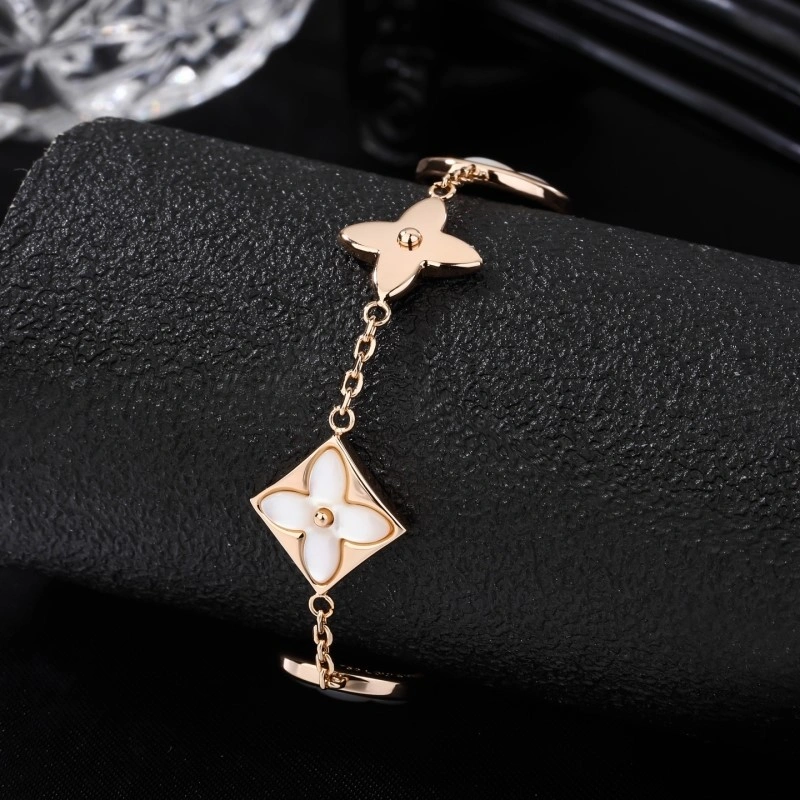 Inexpensive Louis Vuitton Bracelets
