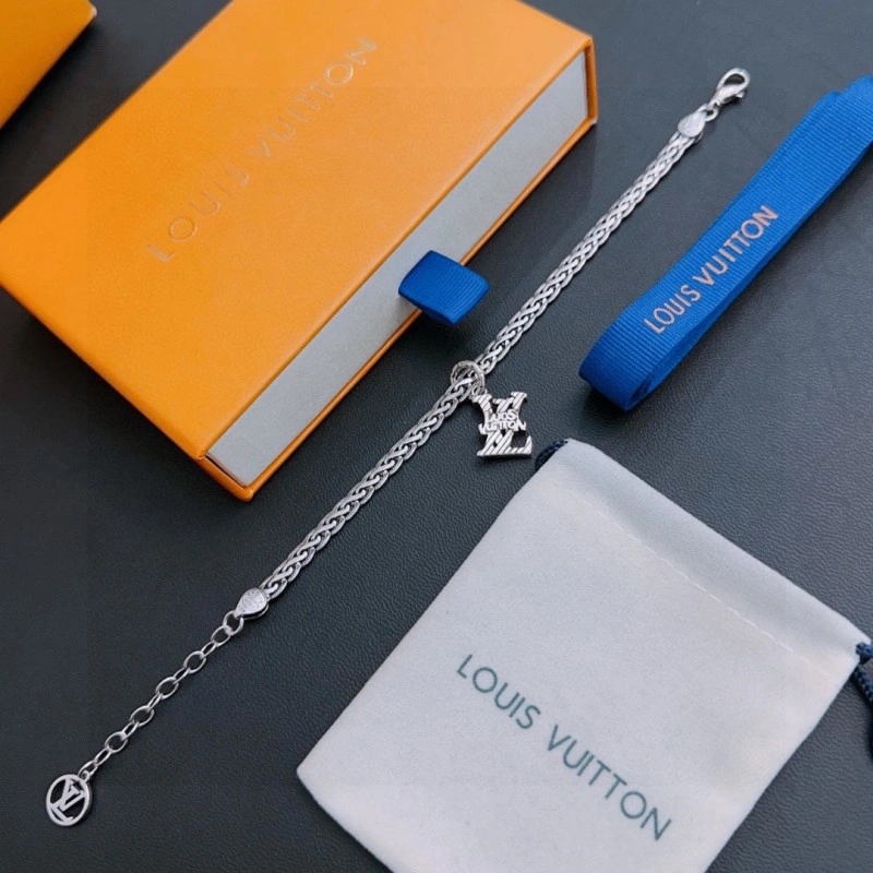 Inexpensive Louis Vuitton Bracelets