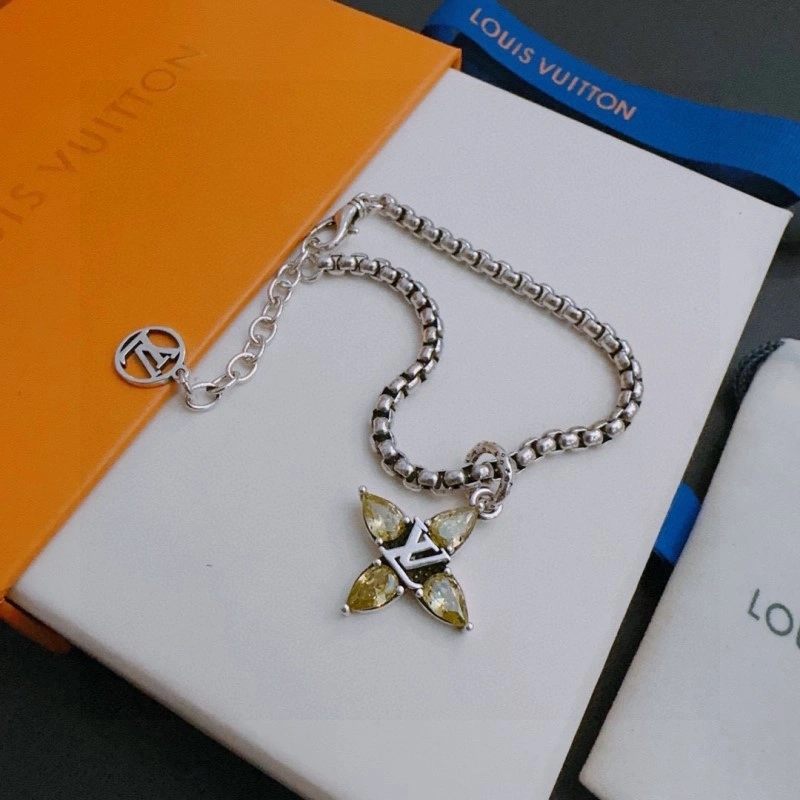 High accuracy Louis Vuitton Bracelets
