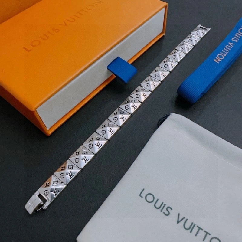 Top mirror Louis Vuitton Bracelets