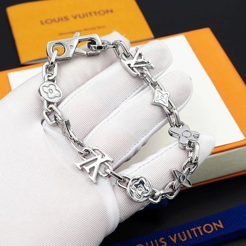 Top match Louis Vuitton Bracelets