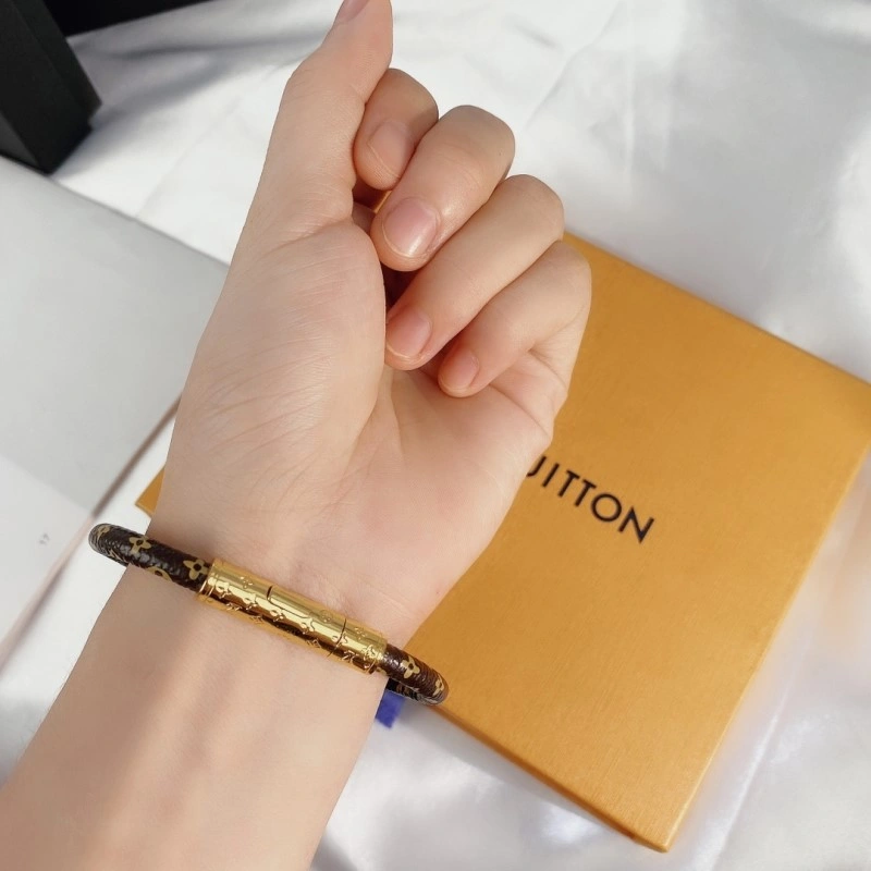 High accuracy Louis Vuitton Bracelets