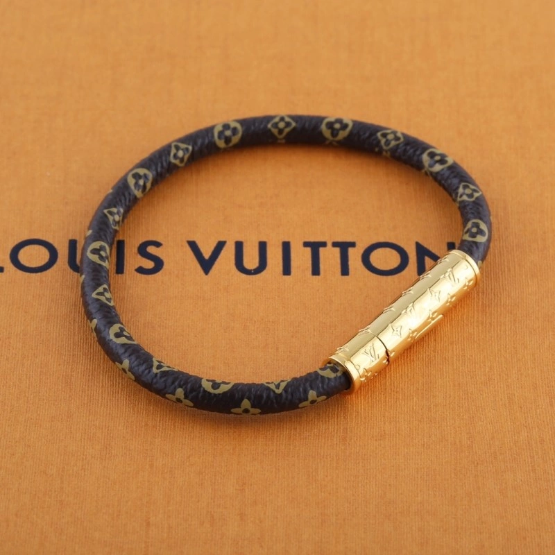 High accuracy Louis Vuitton Bracelets