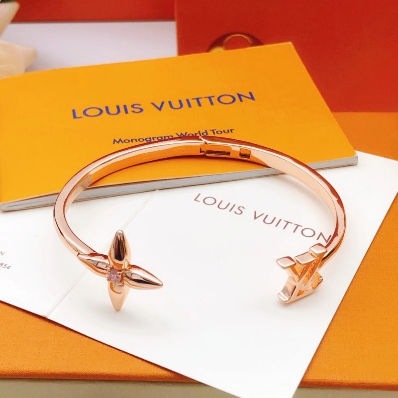 High accuracy Louis Vuitton Bracelets