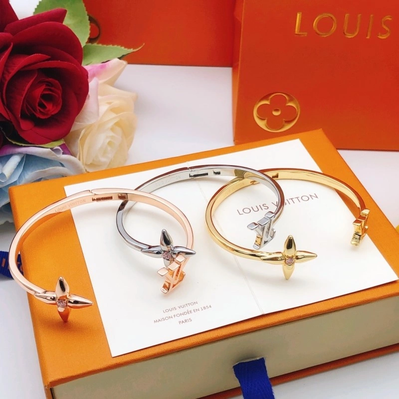 High accuracy Louis Vuitton Bracelets