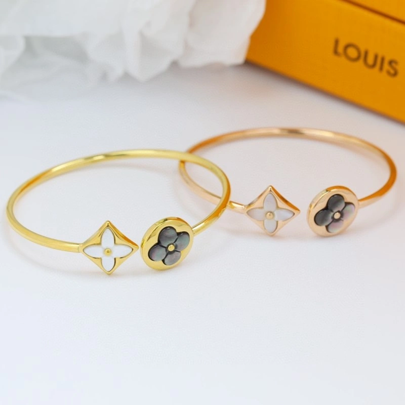 Low-cost Louis Vuitton Bracelets