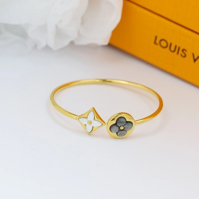 Low-cost Louis Vuitton Bracelets