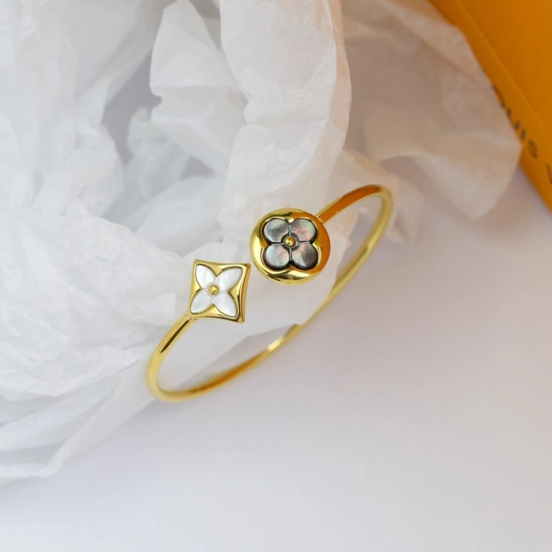 Low-cost Louis Vuitton Bracelets