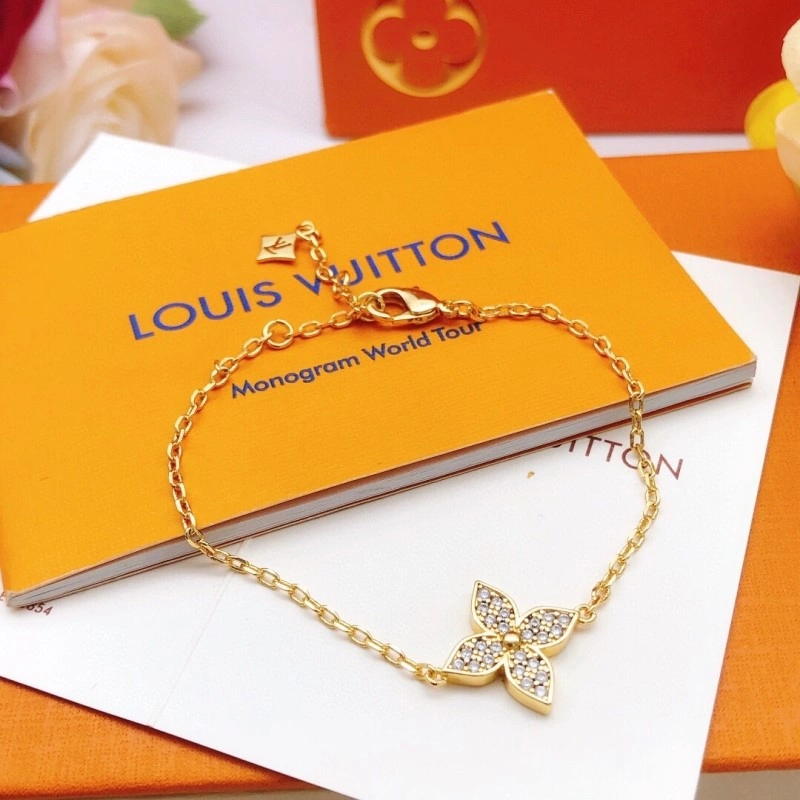 Low-cost Louis Vuitton Bracelets