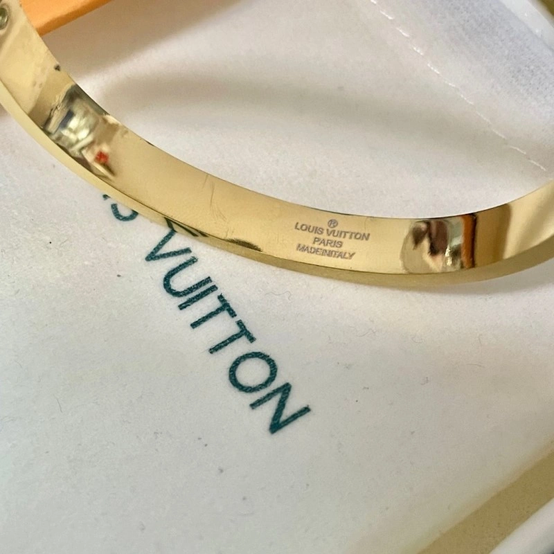 Accurate model Louis Vuitton Bracelets