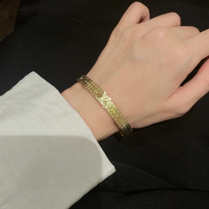 Exact replica Louis Vuitton Bracelets
