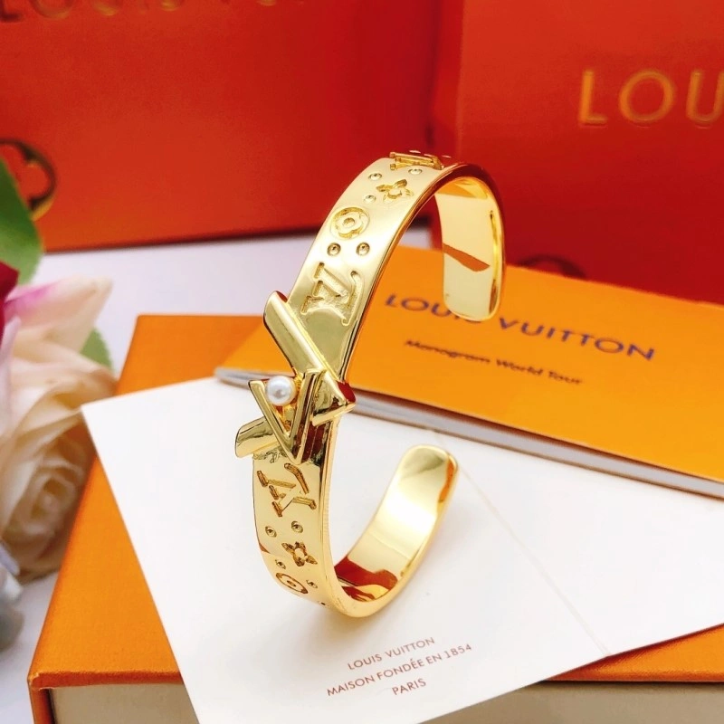 High accuracy Louis Vuitton Bracelets